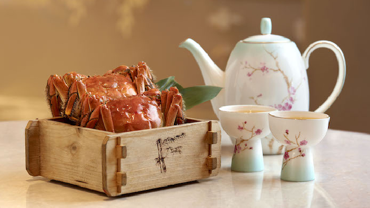 6 Spots to Enjoy Hairy Crab This 2023 at MICHELIN Restaurants in Singapore